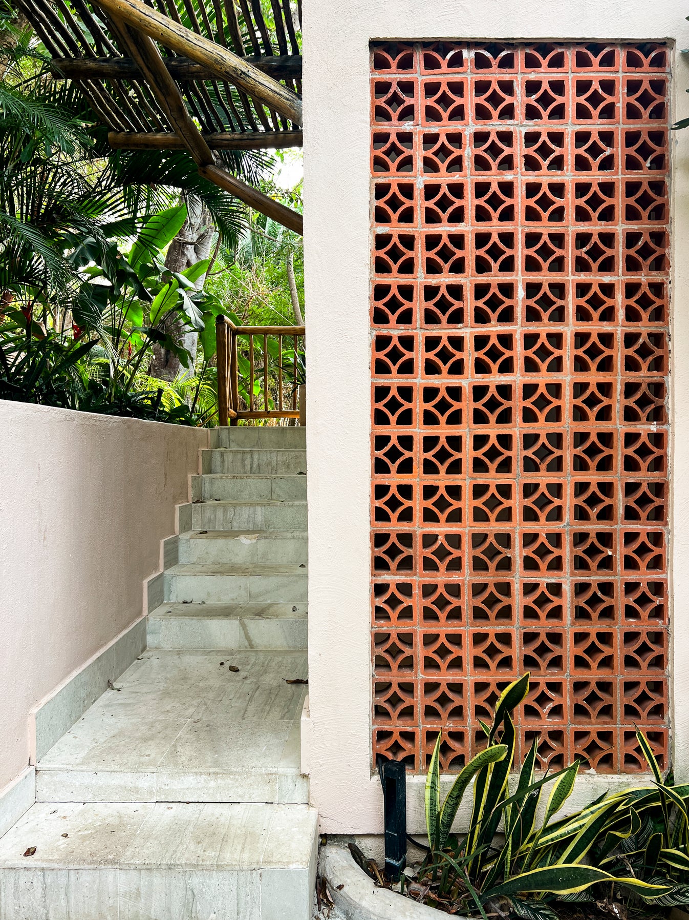 Clay Breeze Blocks | Decorative & Functional Ventilation Blocks - Clay ...