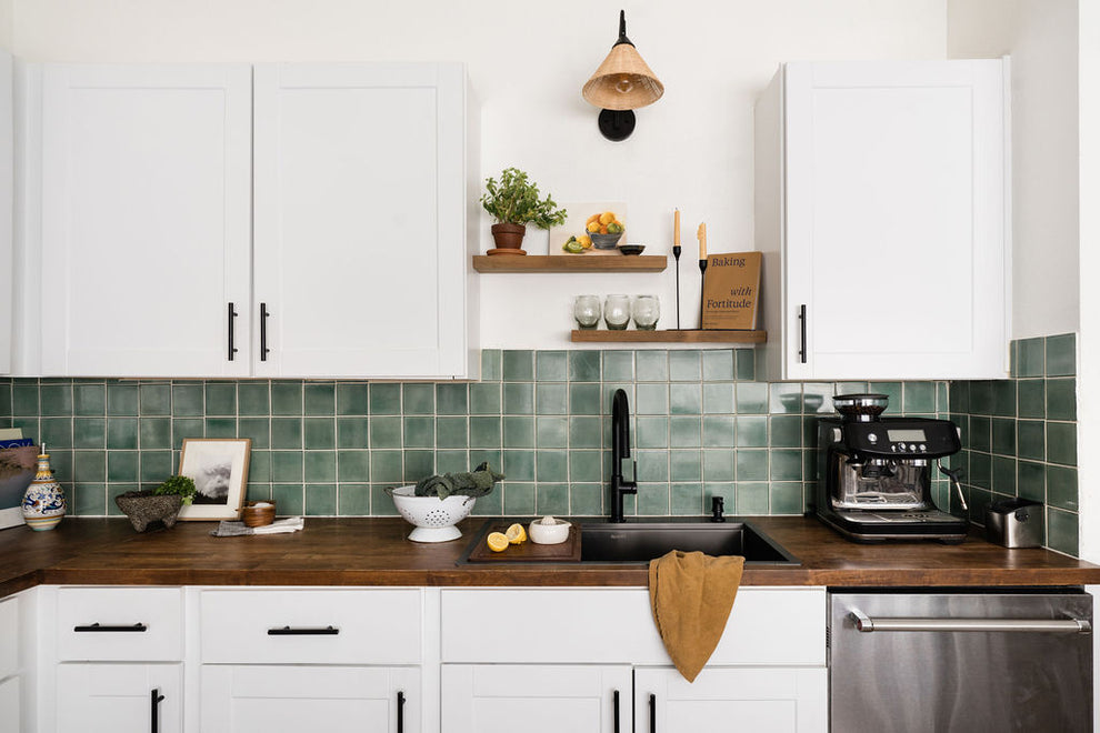 Solid Square Tile - Meadow 4"x4" - Green Tile - Clay Imports