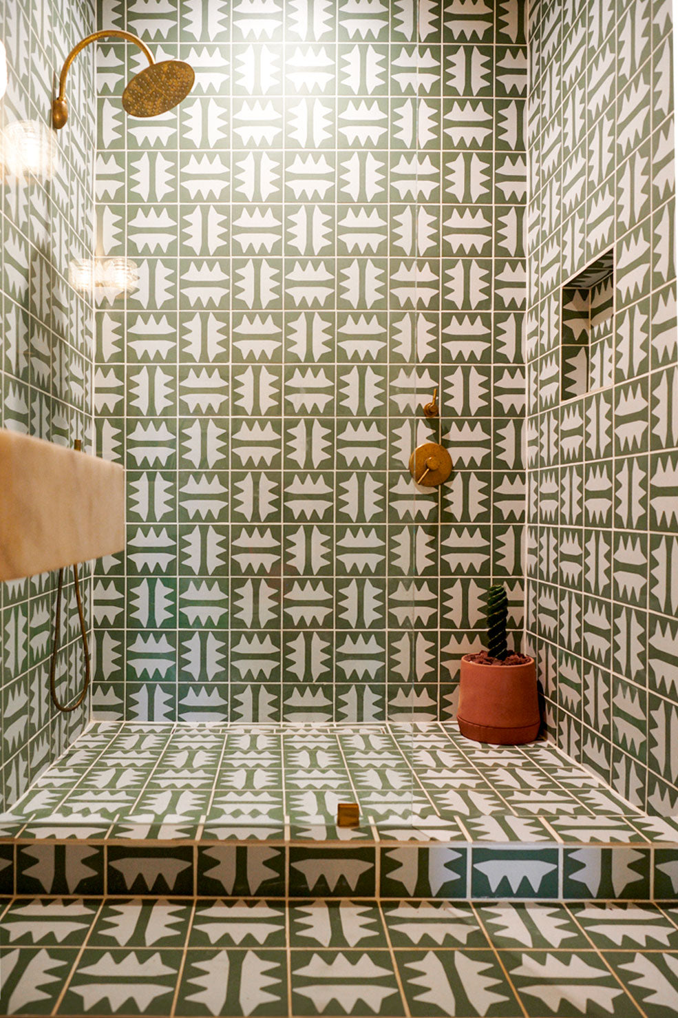 Penacho Tortuga Tile 8" x 8" - Clay Imports Store